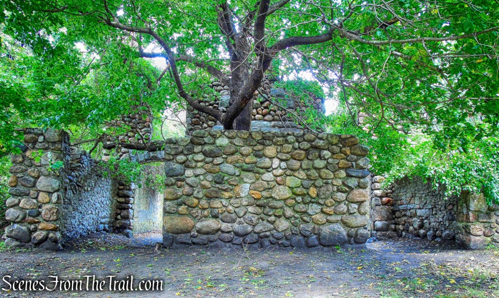 Bancroft’s Castle on Gibbet Hill
