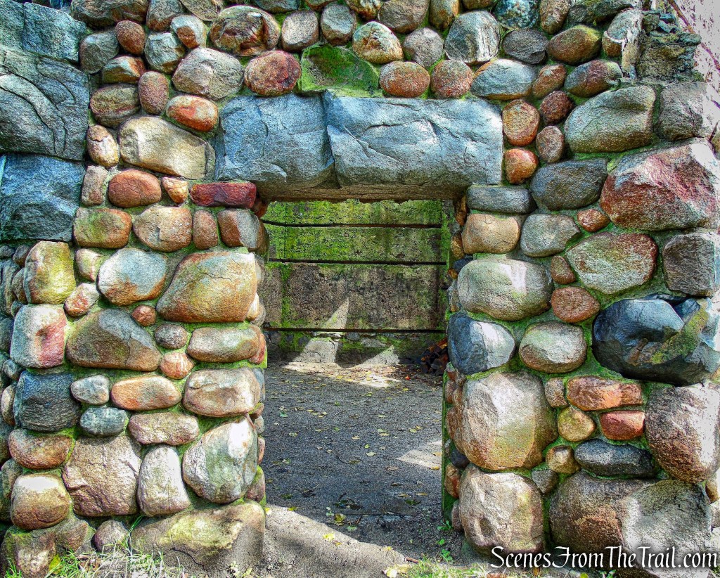 Bancroft’s Castle on Gibbet Hill