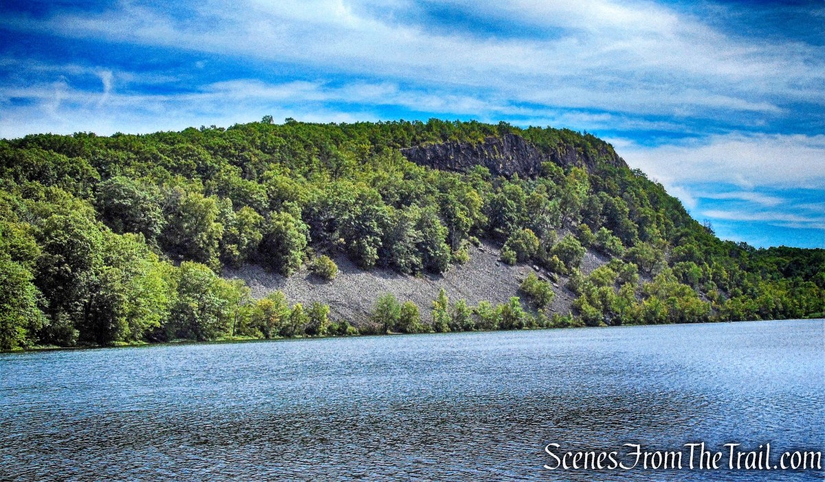 Mattabesett Trail – Beseck Mountain