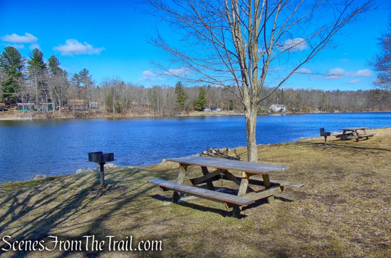 Tower Trail Loop – Mount Tom State Park