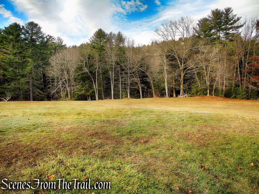 Leatherman’s Cave Loop – Mattatuck State Forest