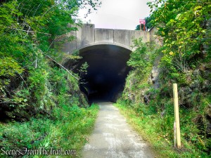 Squaw Cave, Flag Rock and Mohegan Trail Loop – Bolton Notch State Park